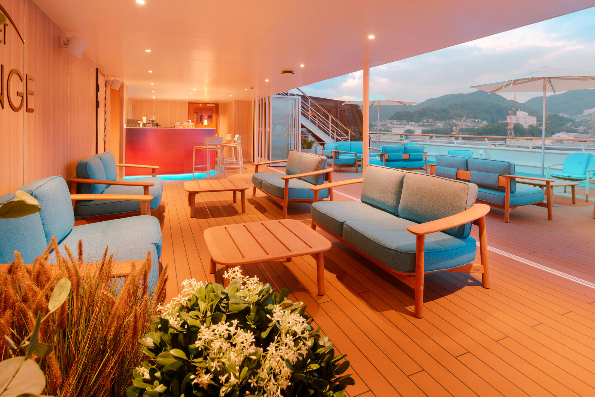 Costa Serena: routes, photos, cabins and decks | Costa Cruises