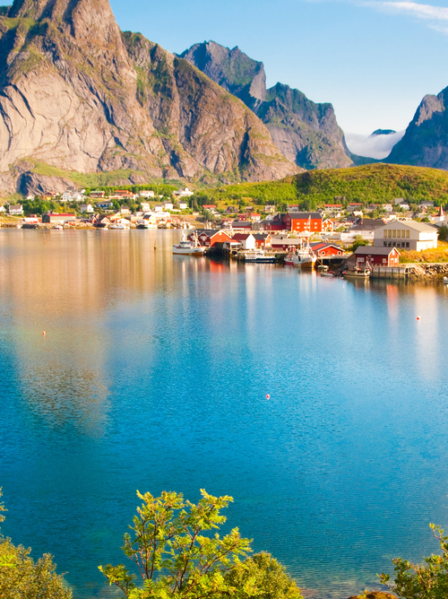 Crociera Leknes: porto, offerte e mete | Costa Crociere